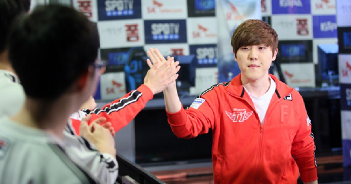 [프로리그 준PO] SKT 김도우, 추적자 화력으로 이재선 찍어 누르며 2대0