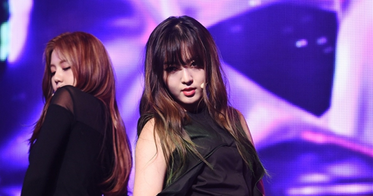 [HEI포토] AOA 찬미, '막내의 파격 섹시미'