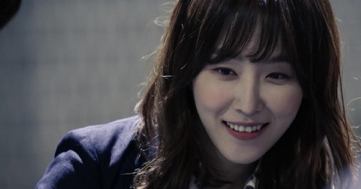 서현진 야간 촬영도 끄떡없는 형광등 피부 두볼 발그레
