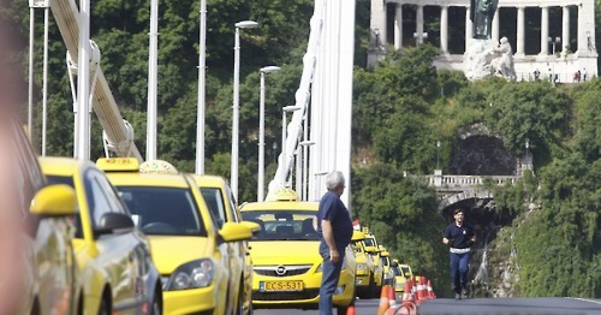 HUNGARY TAXI DEMONSTRATION