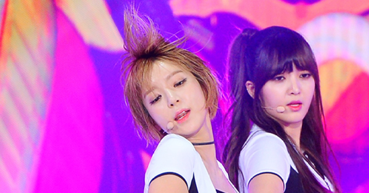 [TD포토] AOA 초아 '휘날리는 숏커트 헤어'