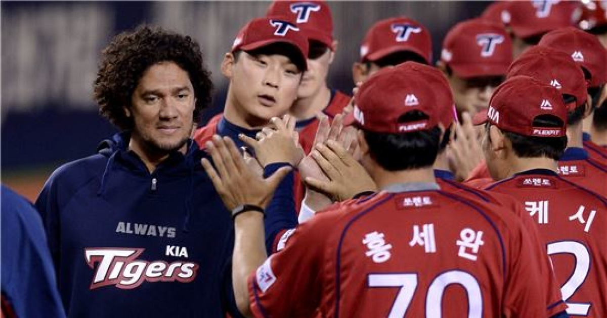 KIA, kt 꺾고 3연패 탈출..한화, 9년 연속 PS 좌절(종합)