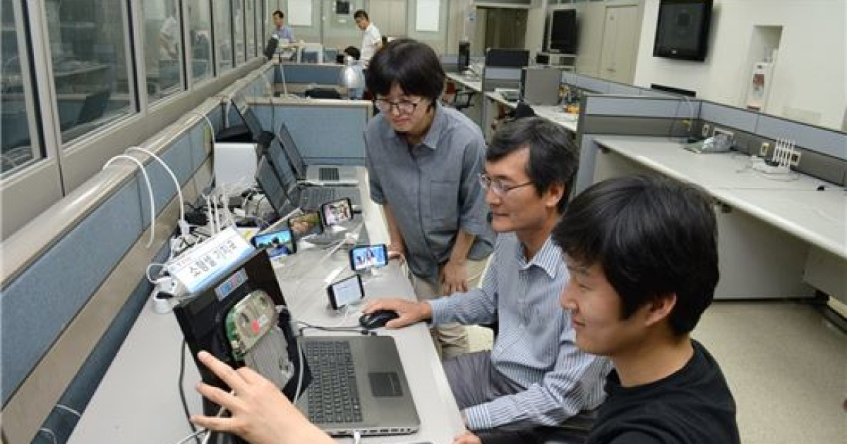 ETRI, 소형 LTE 기지국 국산화 성공.."657억원 로열티 절감"