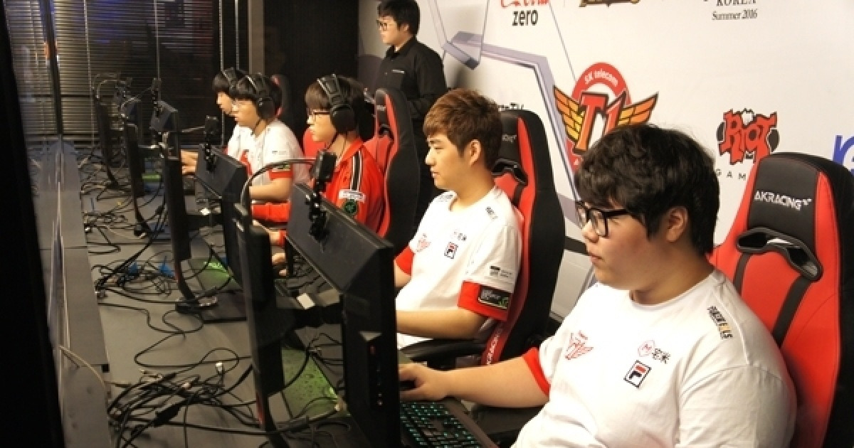 [LOL]SKT, '더 정글'의 귀환 알리며 ROX에 1세트 승리