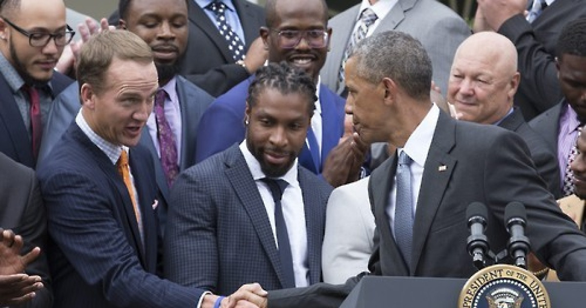 USA OBAMA NFL DENVER BRONCOS
