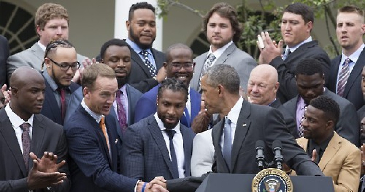 USA OBAMA NFL DENVER BRONCOS