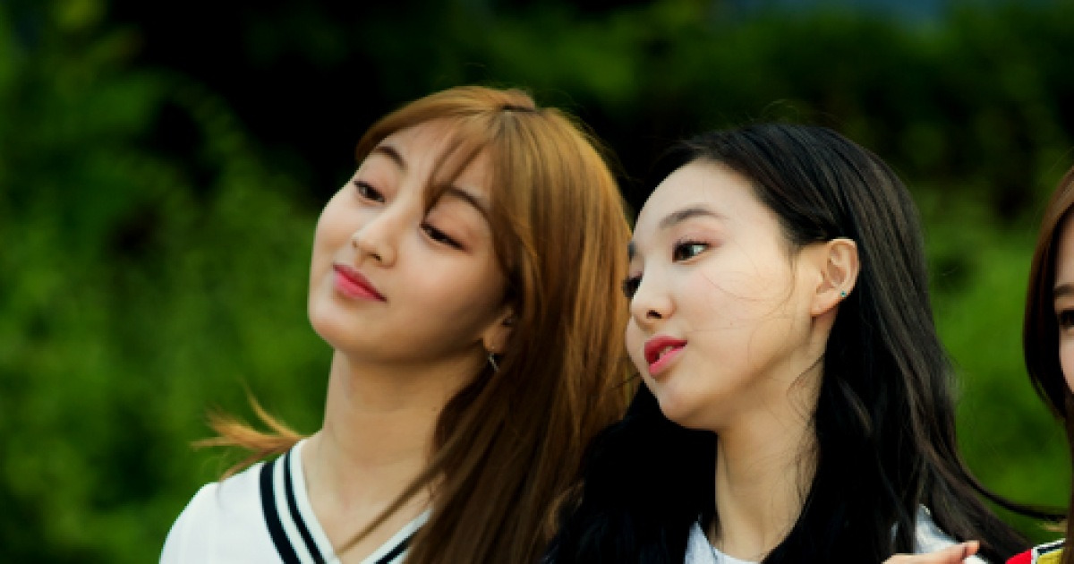 [bnt포토] 트와이스 지효-나연 '웃기지효? 그래도 예쁘나연?'