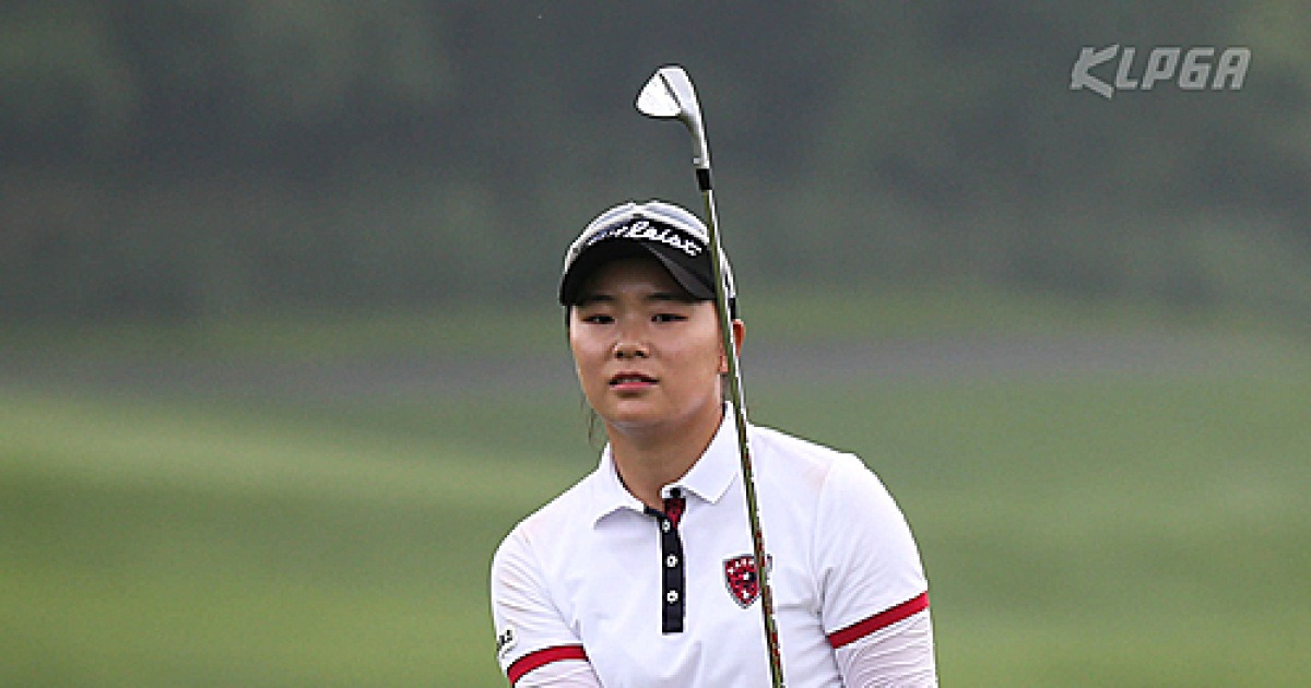 [KLPGA]7년차 김지현·신예 이다연, 8언더파로 첫날 공동선두
