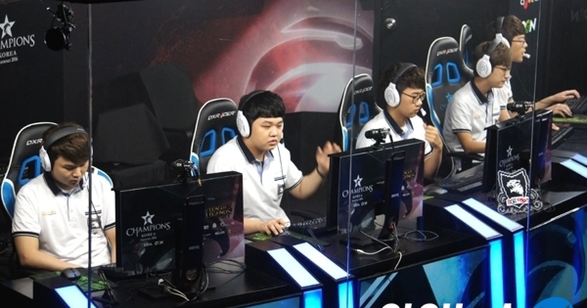 [LOL]ROX, 천적 관계 유지하며 CJ에 2대1 역전승