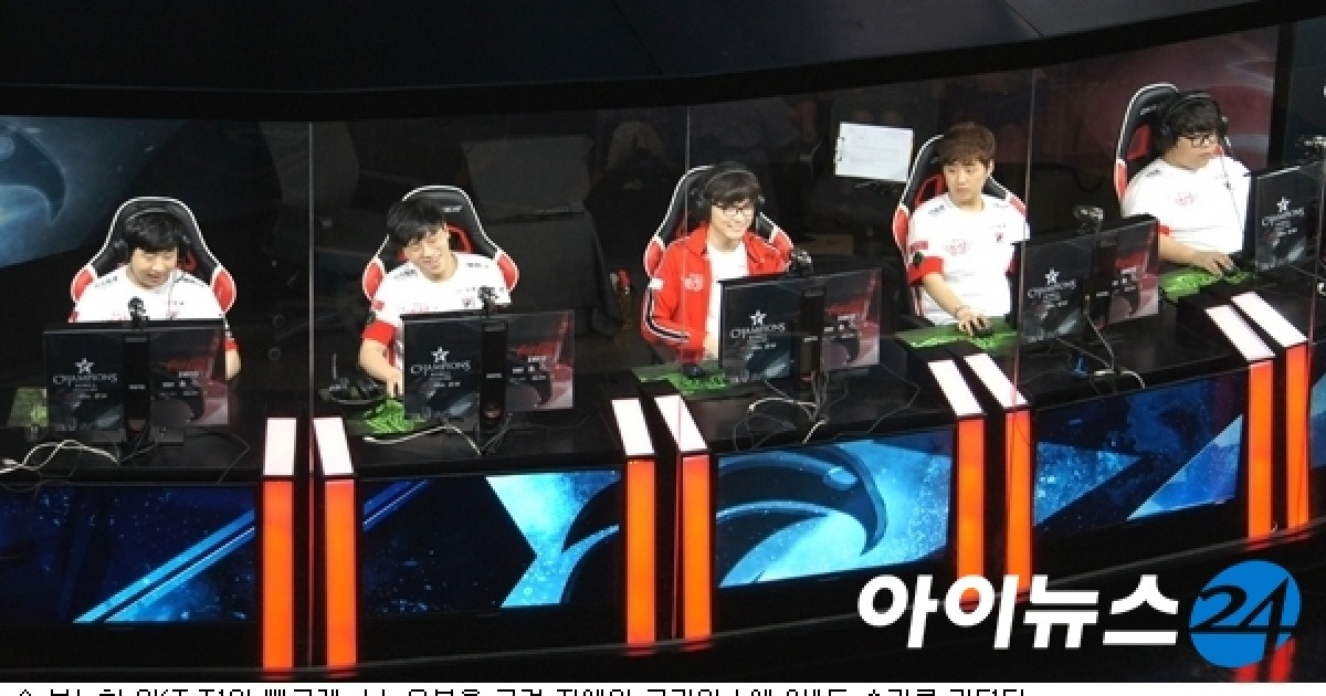 [LOL]분노한 SKT, 압도적인 경기력으로 2세트 승리