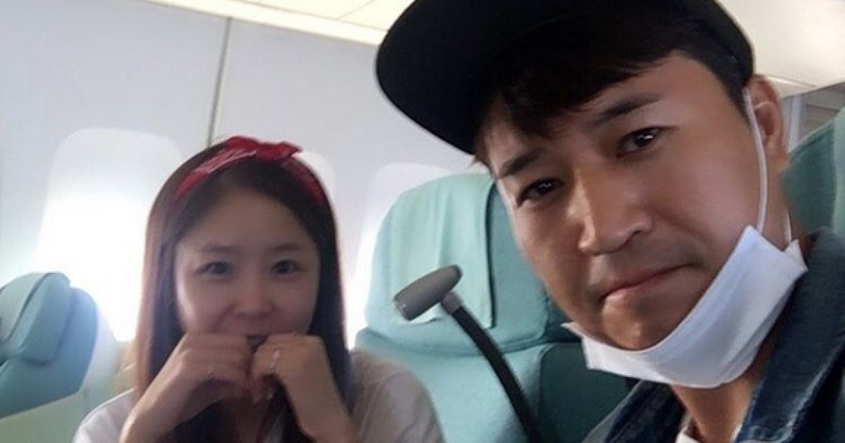 [ET-SNS] 코요태 신지-김종민, 다정한 투샷 공개 "서울 잘 도착했습니당"