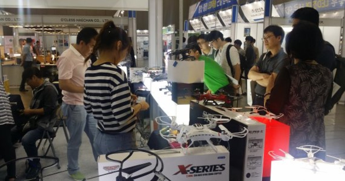[현장르포] 국제 LED&OLED 엑스포 "사물인터넷(IoT)과 LED 결합은 대세"