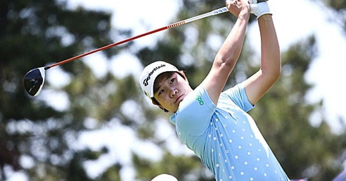 [KLPGA]여고생 성은정, '비씨카드·한경 레이디스컵' 이틀 연속 단독
