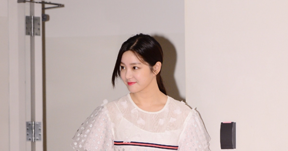 이유비 '청순미 폴폴 풍기며' [MBN포토]