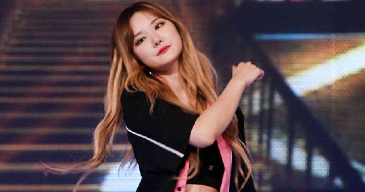 [TD포토] EXID LE '쭉 뻗은 각선미