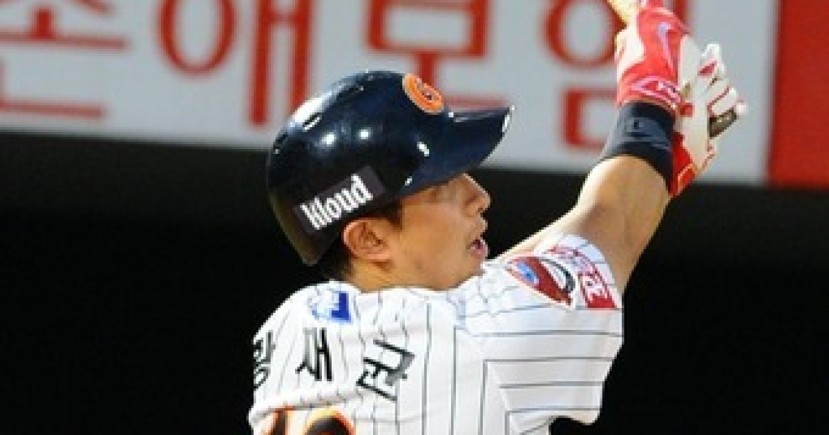 [프로야구] SK, 21G 홈런포 신기록..한화·삼성 혈투 끝 무승부(종합)