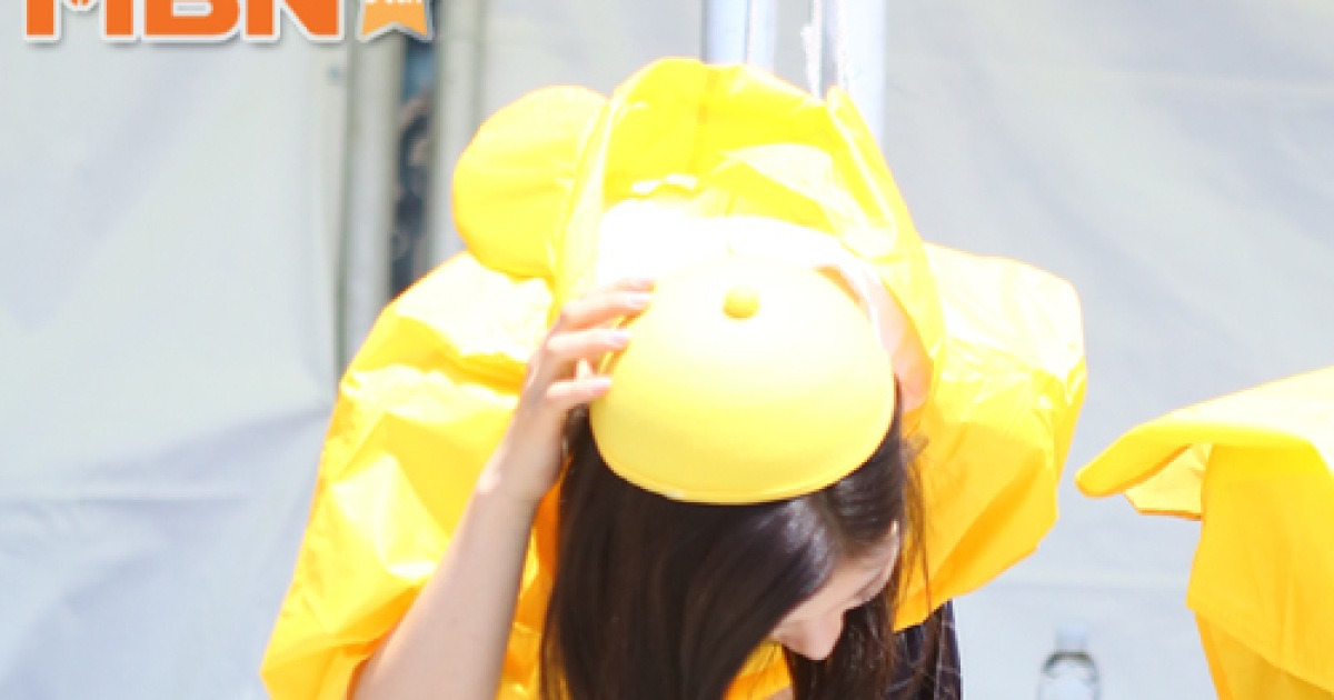 다이아 정채연, 팬들에게 90도 인사~[MBN포토]