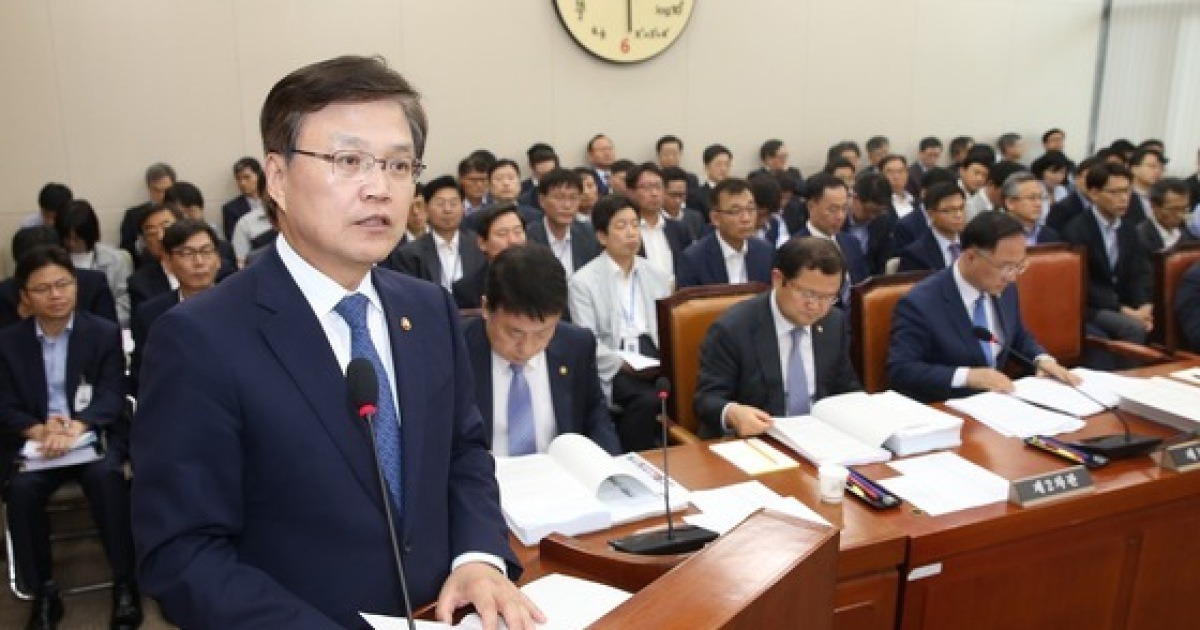 'SKT-CJH M&A' 불허..미래부 장관 "유료방송 발전방안 마련"