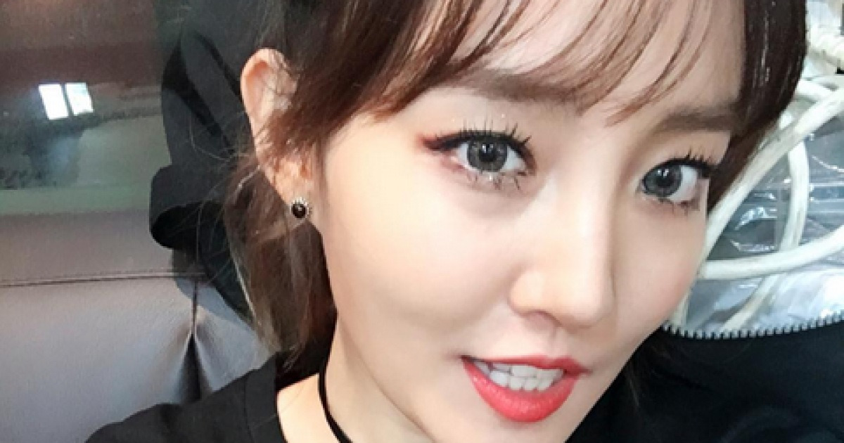 [ET-SNS] 윤하, 콘서트 공연 함께 한 팬들 향해 "감사합니다"