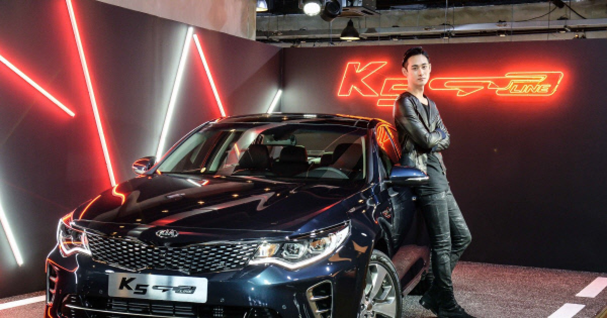 기아차 '2017년형 K5' 'K5 PHEV' 출시.. 1.6 터보 모델 트림 최대 105만원 인하