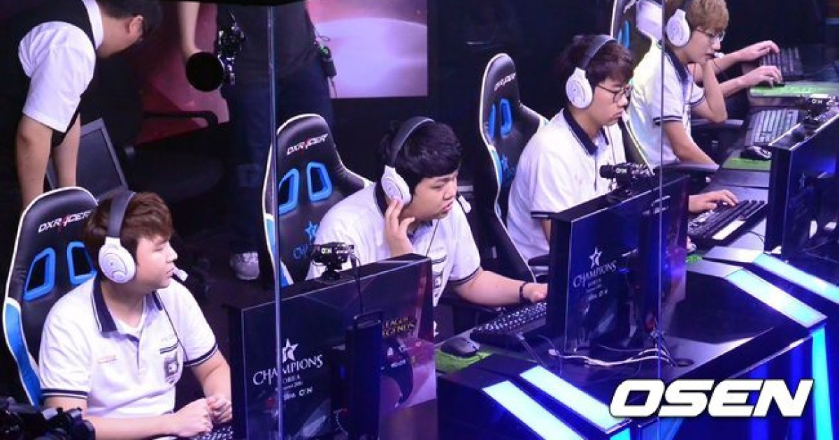 [롤챔스] 마지막 3강 대결 승자..ROX, KT 꺾고 9승 대열 합류