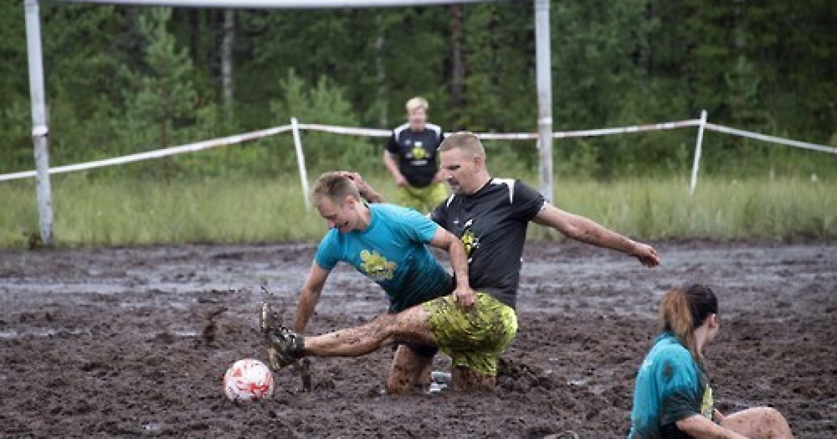 FINLAND SWAMP SOCCER