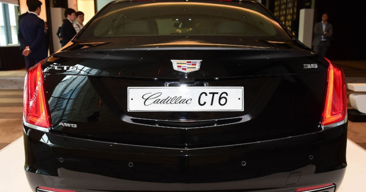 [사진]캐딜락 CT6 듀얼 트윈 머플러