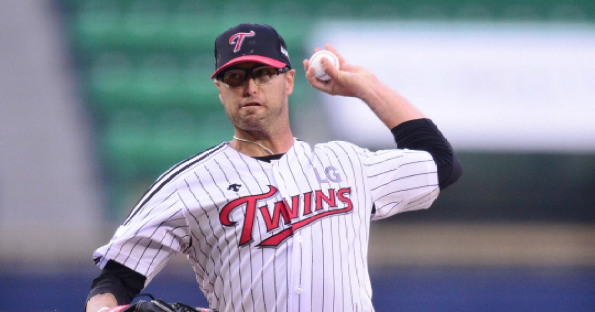 LG 허프 데뷔승, 150km 하이 패스트볼 통했다