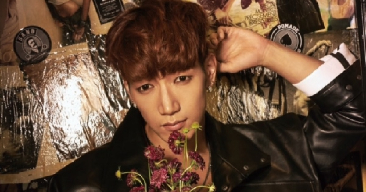 2PM 준케이, 다정+섹시 화보 공개