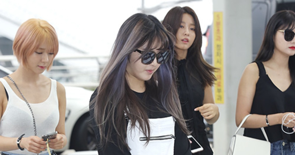 [bnt포토] AOA 찬미 '수줍게'