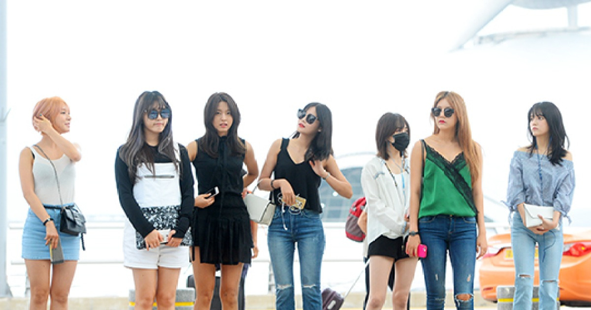 [TD포토] AOA '완전체 출국'