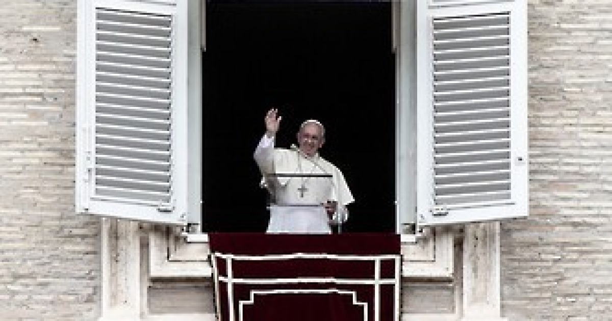 VATICAN POPE BLESSING