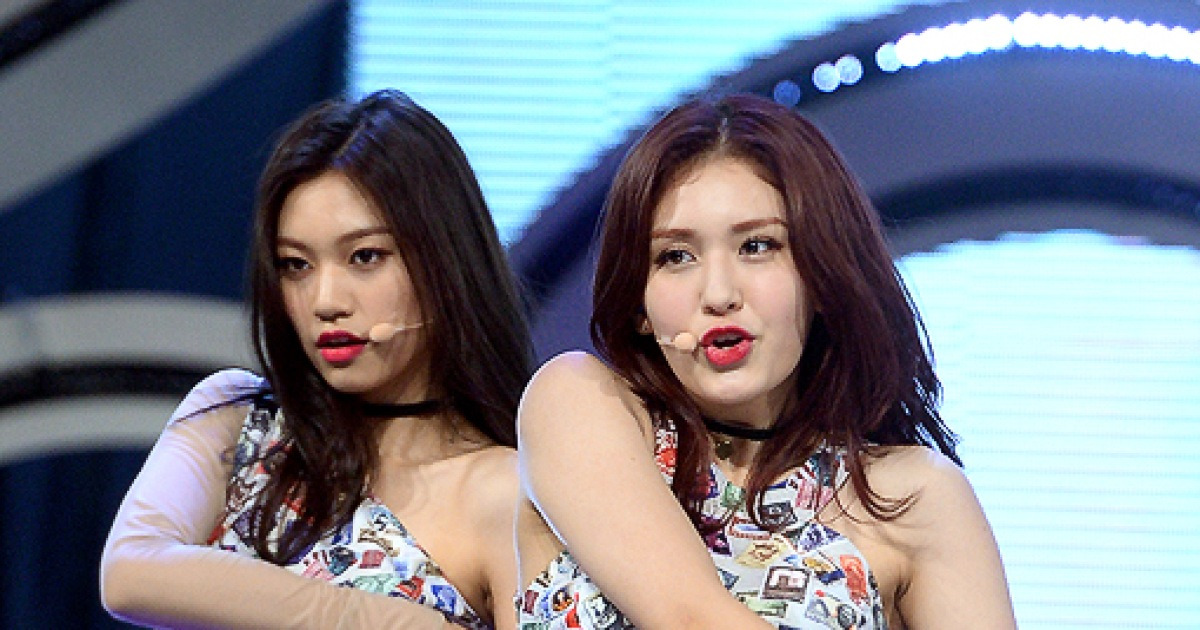 도연-소미 '우열을 가리기 힘든 섹시함' [MBN포토]