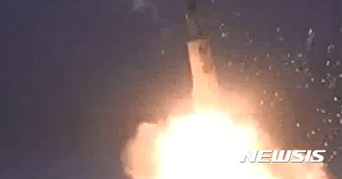 "북한, SLBM '북극성 1호' 해상발사 준비 움직임" 38노스