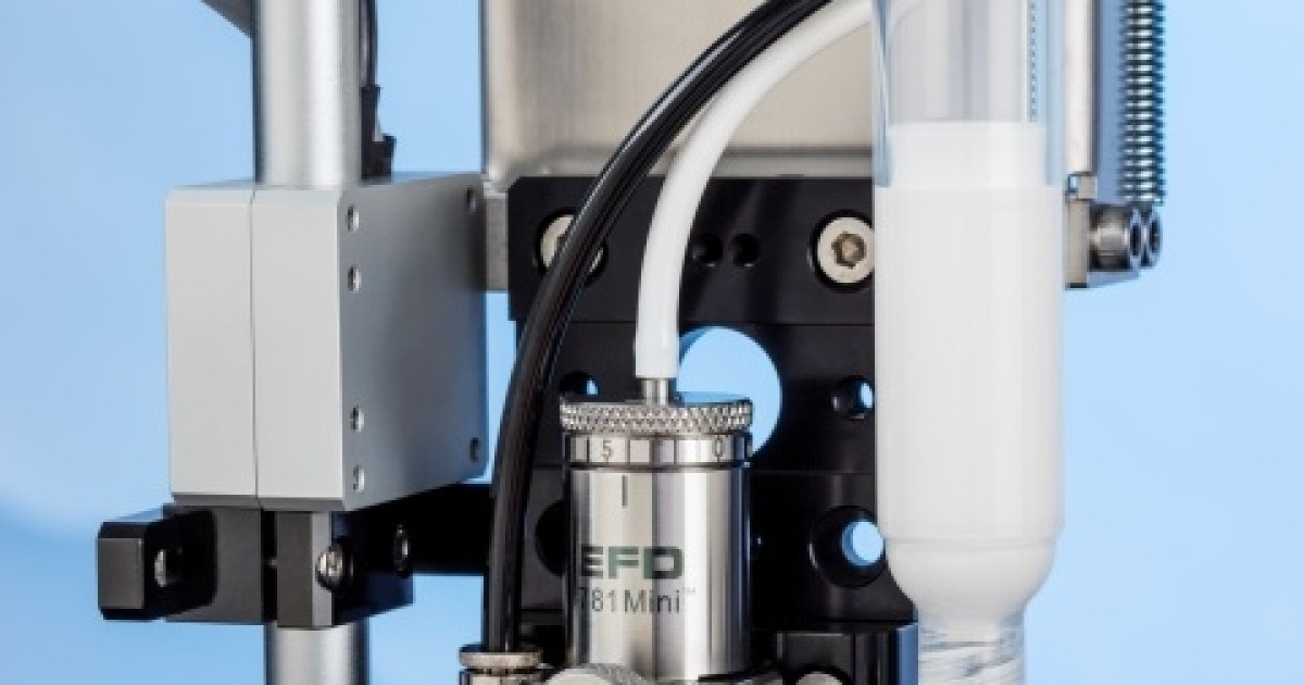 노드슨 EFD의 새로운 781미니 스프레이 밸브, 정확하고 균일한 스프레이 기능과 60% 작아진 폼팩터