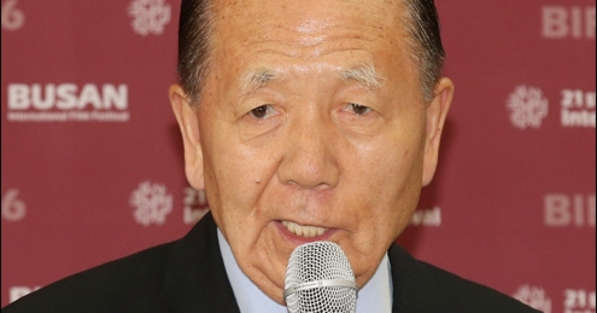 포토]답변하는 김동호 BIFF 이사장