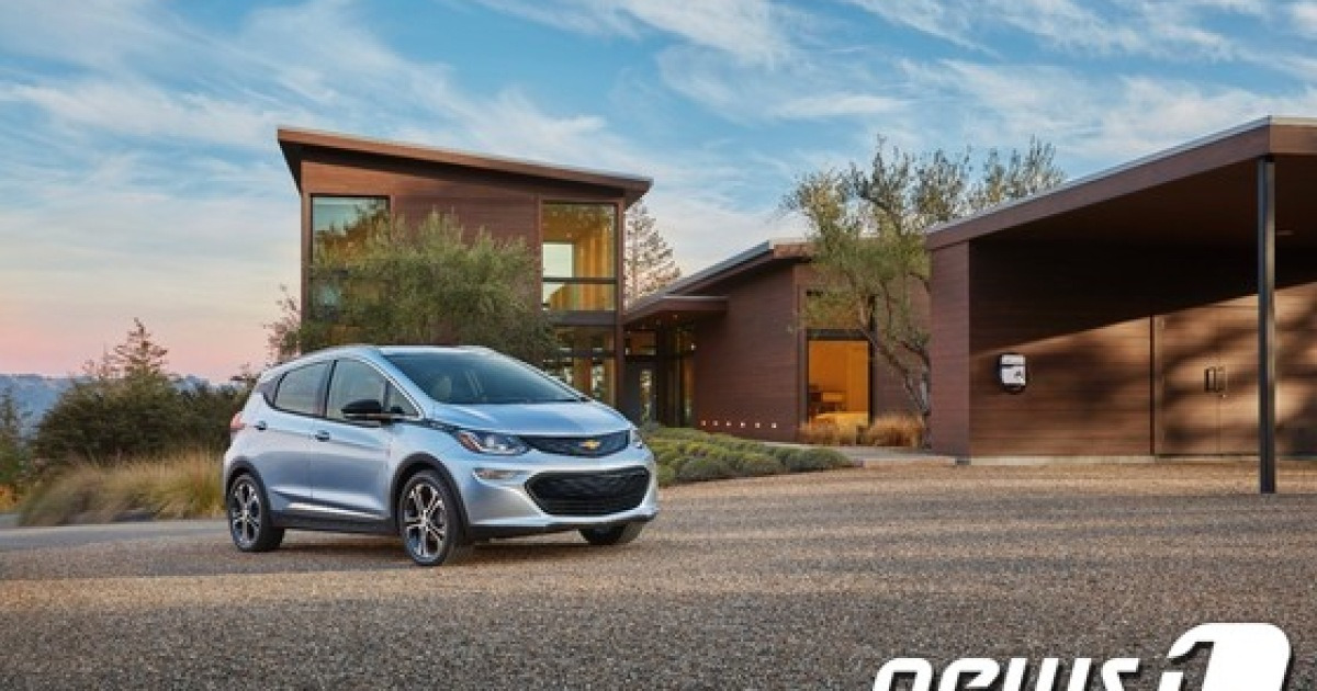 쉐보레 전기차 '볼트' 1회 완충에 383km..美 환경청 인증