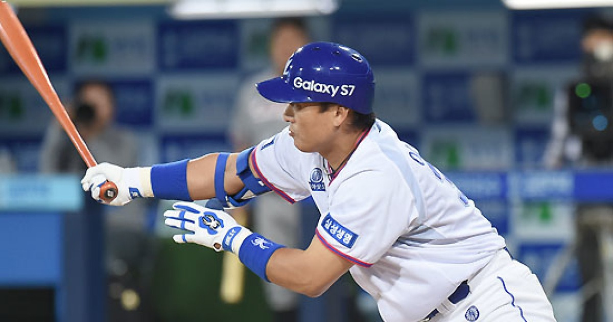삼성 이승엽, KBO 최초 1400타점 기록 달성