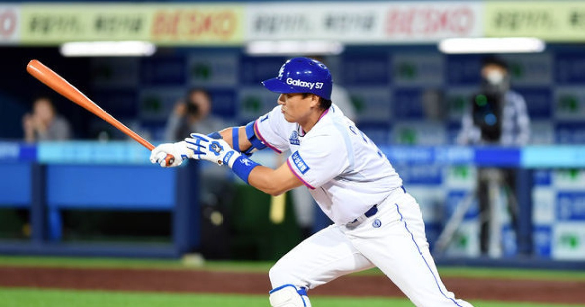 [사진]1타점 내야땅볼 이승엽,'KBO 첫 번째 1400타점 달성'