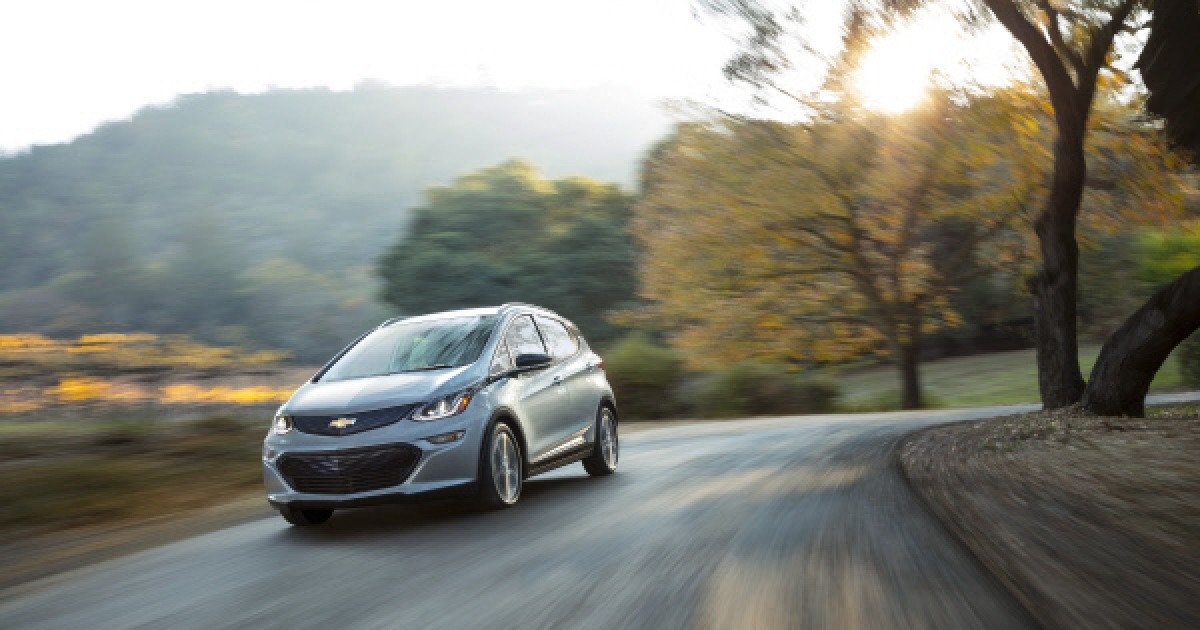 순수 전기車 볼트EV, 1회 충전으로 383km 주행 입증 받아