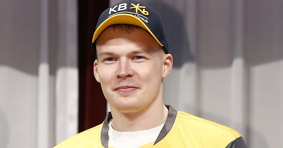 [KOVO컵] 우드리스 19득점 KB손해보험, OK저축은행 3-0 제압