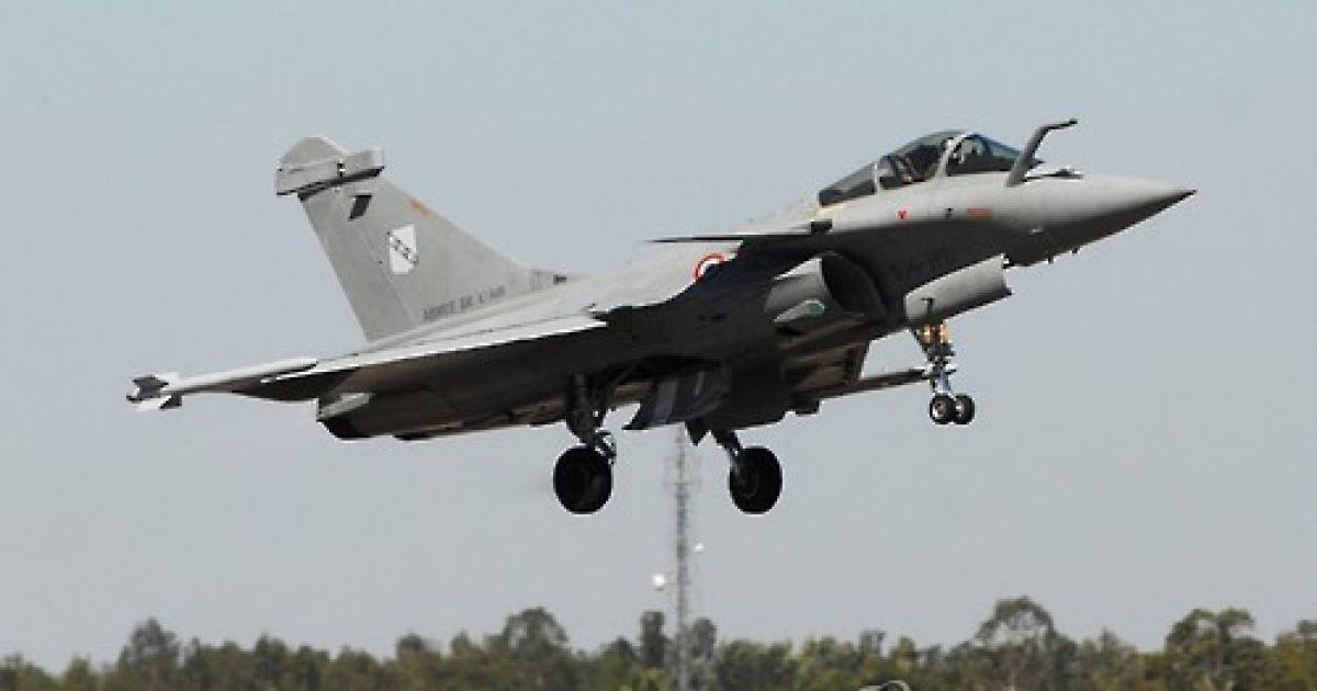 FILE INDIA FRANCE RAFALE DEAL