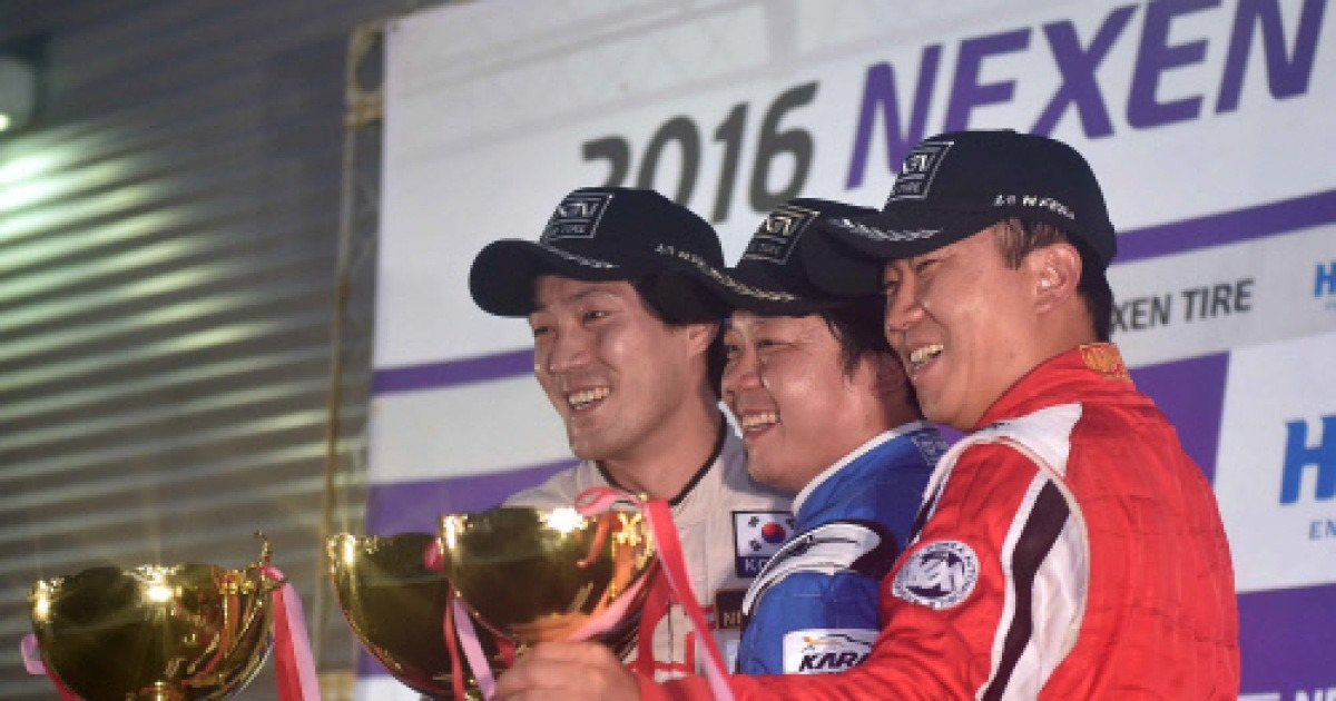 [SS포토]BK-ONEMAKER 우승 김현석, "함박웃음만 나오네~"