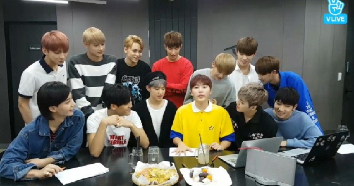 밤TVIew]'V앱' 세븐틴 "틈틈이 컴백 앨범 준비..날짜 미정"