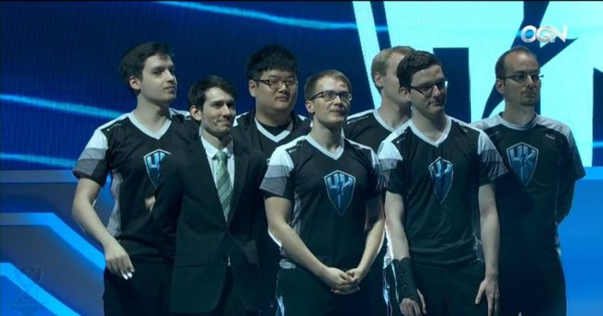 [롤드컵] H2K, INTZ 압살하며 롤드컵 첫 승 신고
