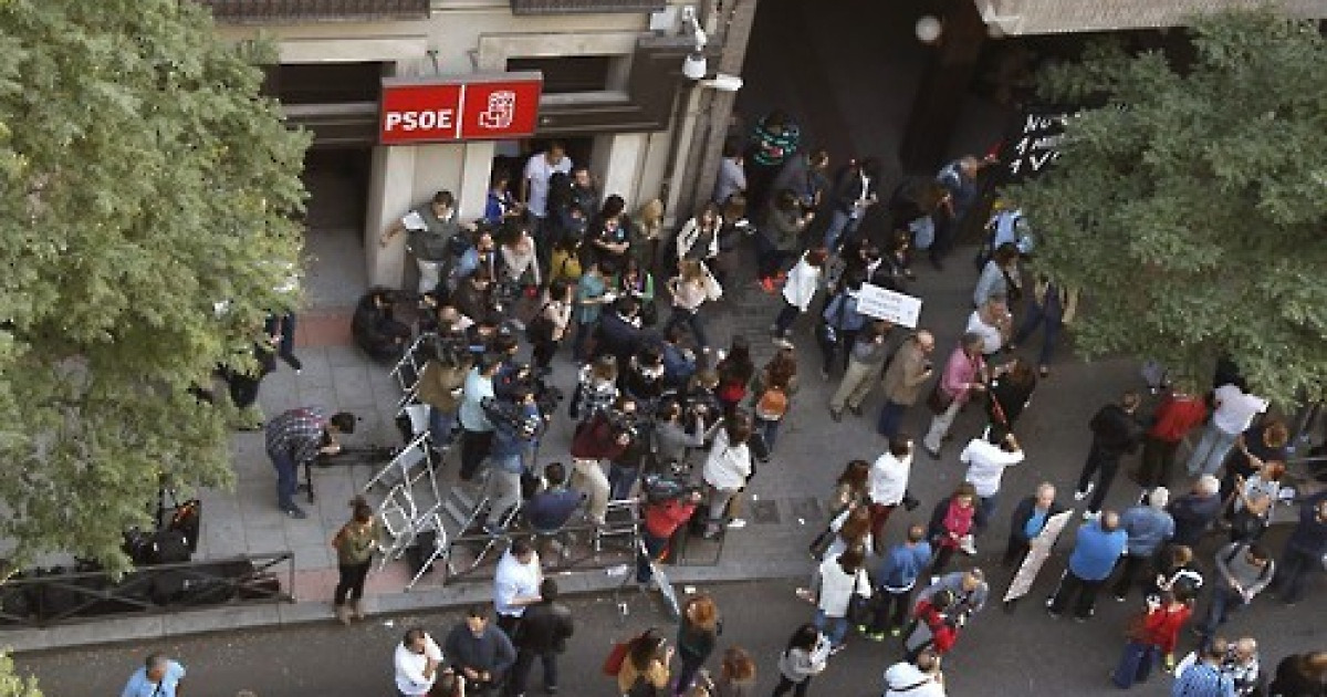 SPAIN PSOE CRISIS
