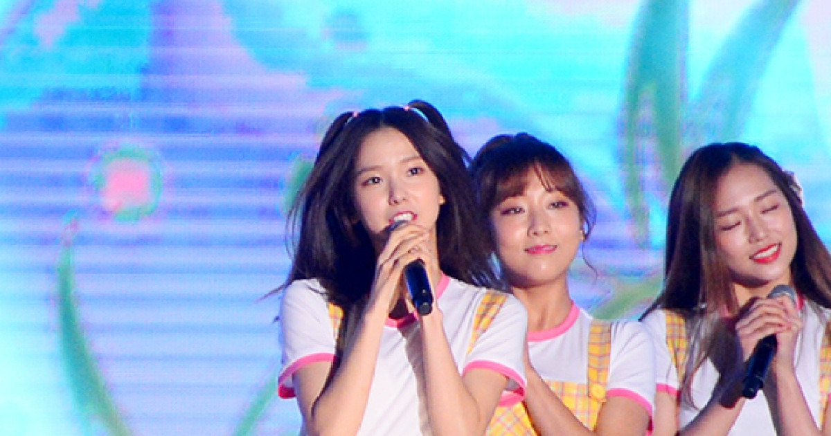 [TD포토] CLC 최유진 '깜찍한 양갈래 머리'