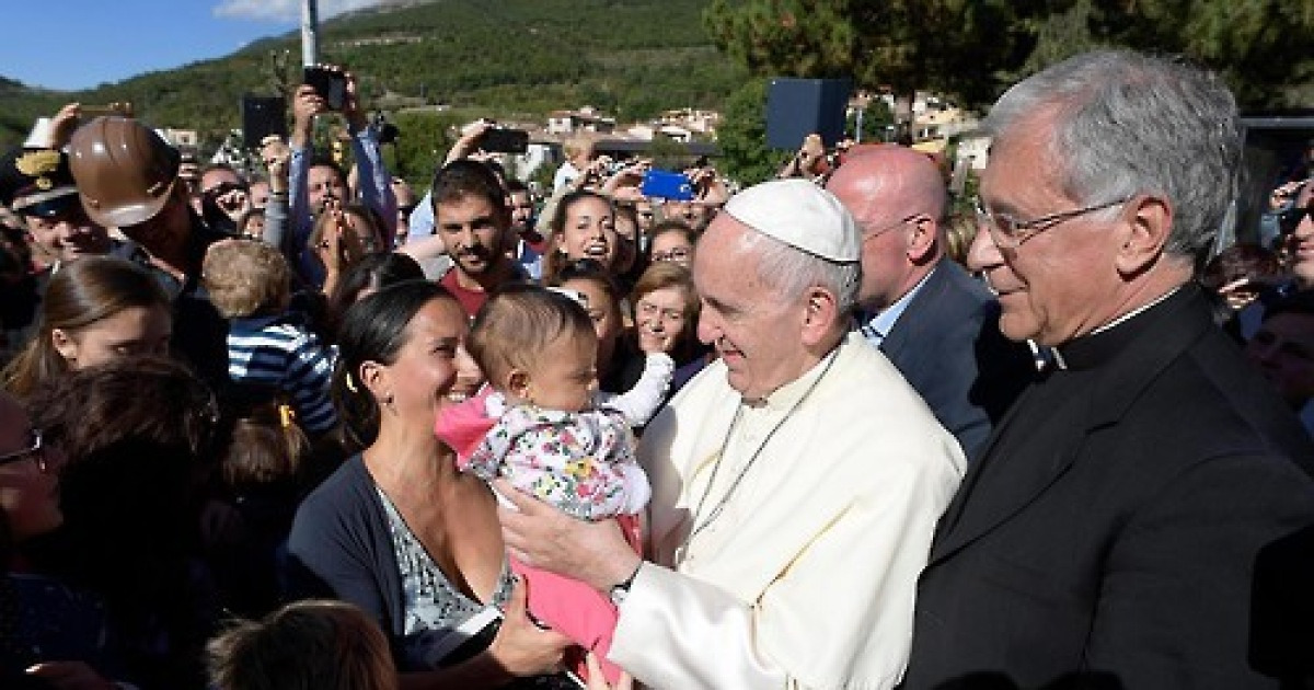 ITALY POPE FRANCIS VISITS EARTHQUAKE HIT AMATRICE
