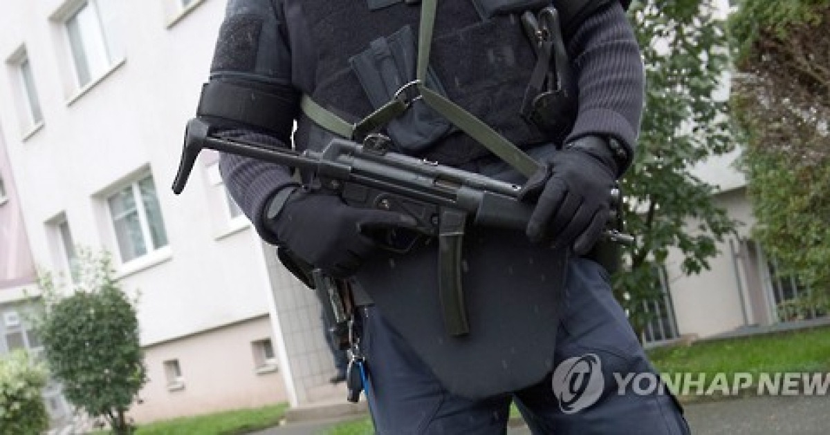 GERMANY POLICE RAIDS CHEMNITZ