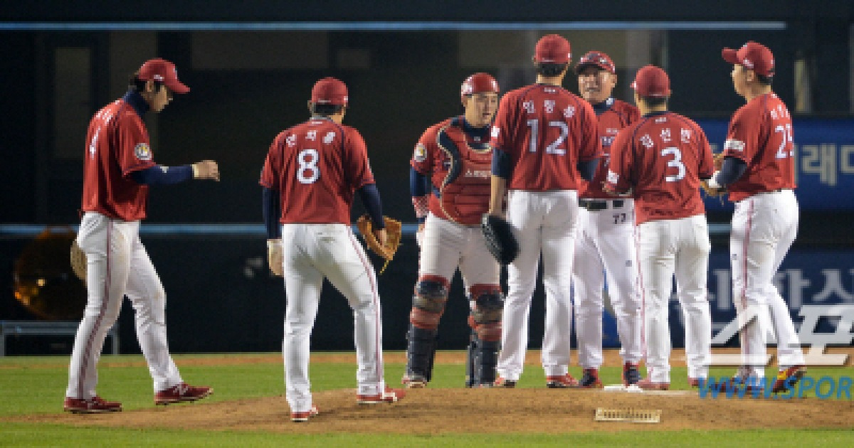[WC2] '도전 끝' 김기태 "우리 선수들 최선을 다했다"